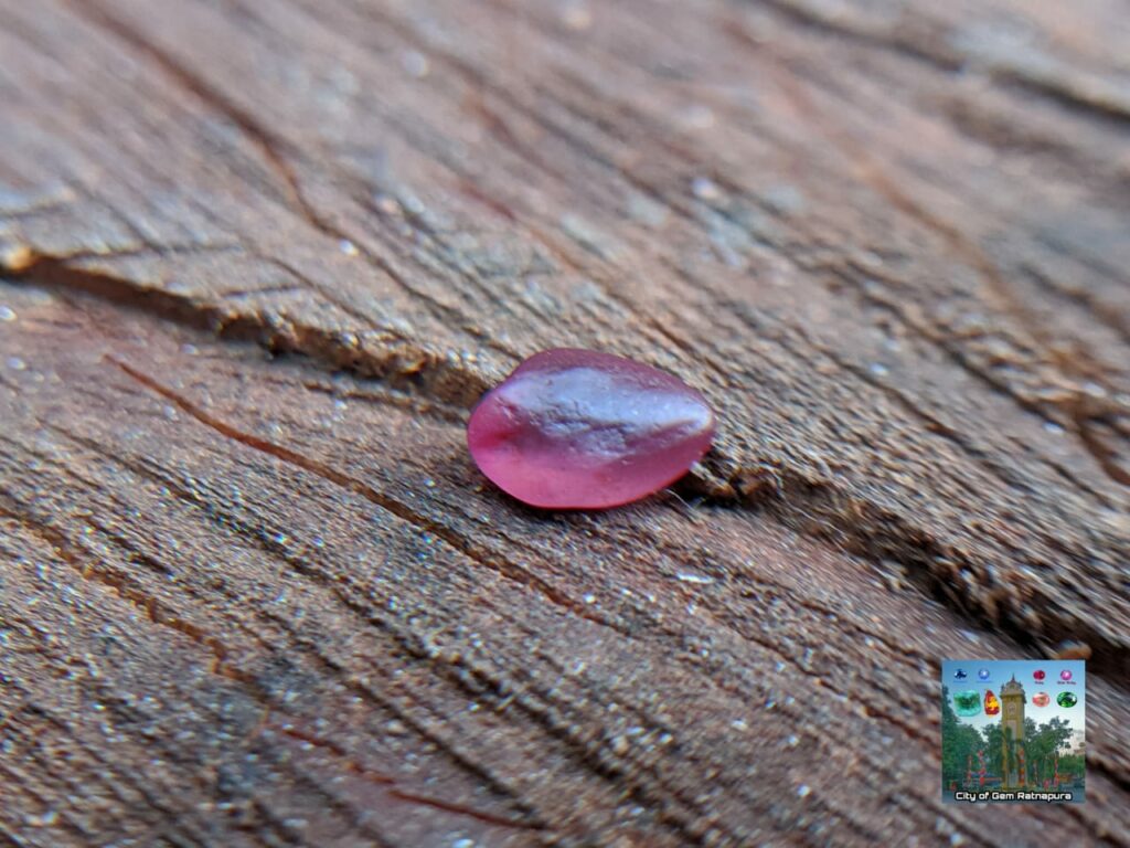 NATURAL PADPARADSCHA SAPPHIRE ROUGH GEMSTONE