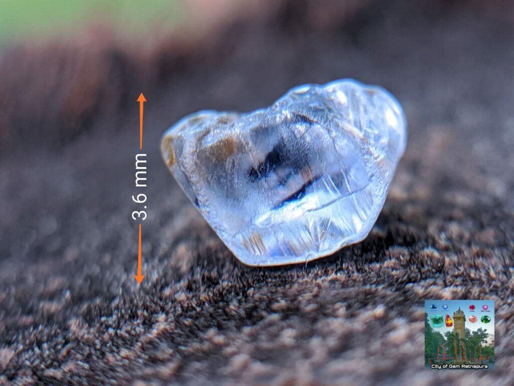 ඔට්ටු Ceylon Natural Heating Sapphire Rough Stone " Athul ottu"
