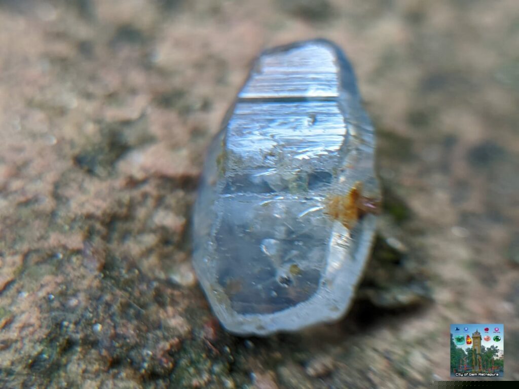 CEYLON NATURAL HEATING SAPPHIRE CRYSTAL "GEUDA ( DUM GAL )" glass body ...