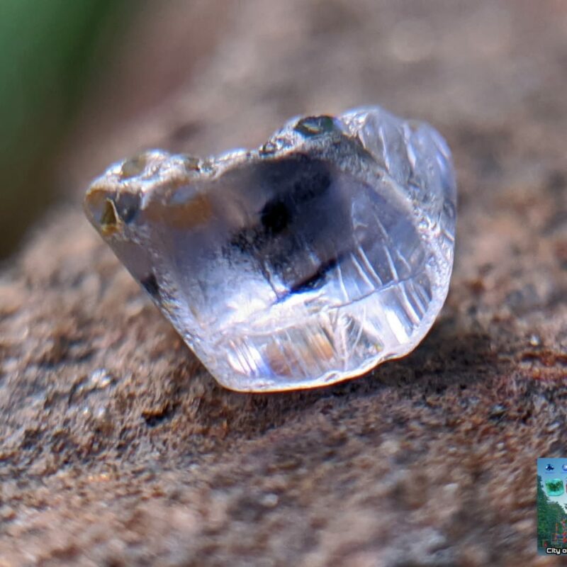 ඔට්ටු Ceylon Natural Heating Sapphire Rough Stone " Athul ottu"