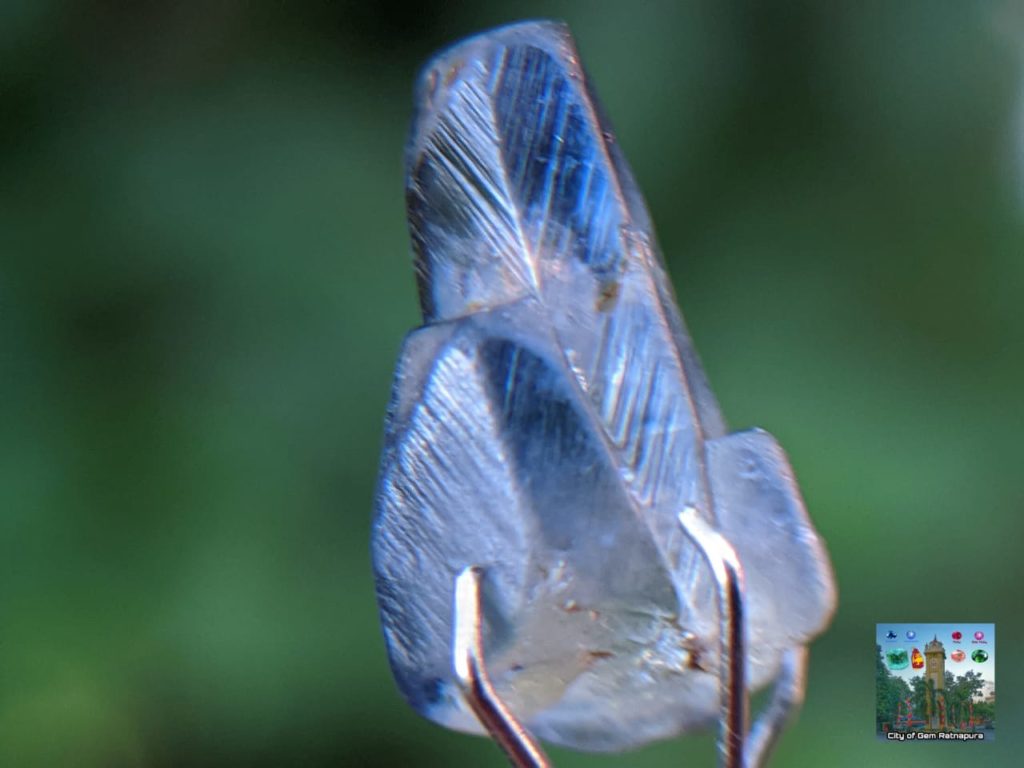 Ceylon Natural Heating Sapphire "ottu" Twin Crystal with Special ...