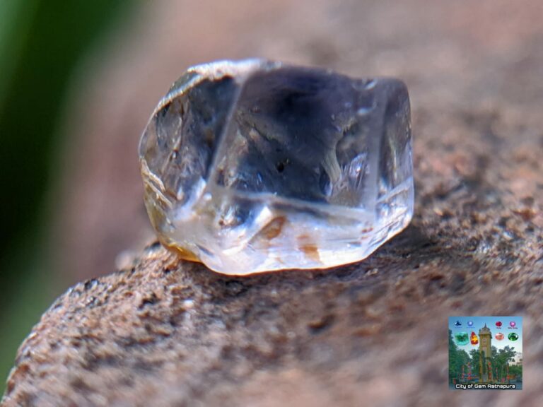 ඔට්ටු Ceylon Natural Heating Sapphire Rough Stone " Athul ottu"