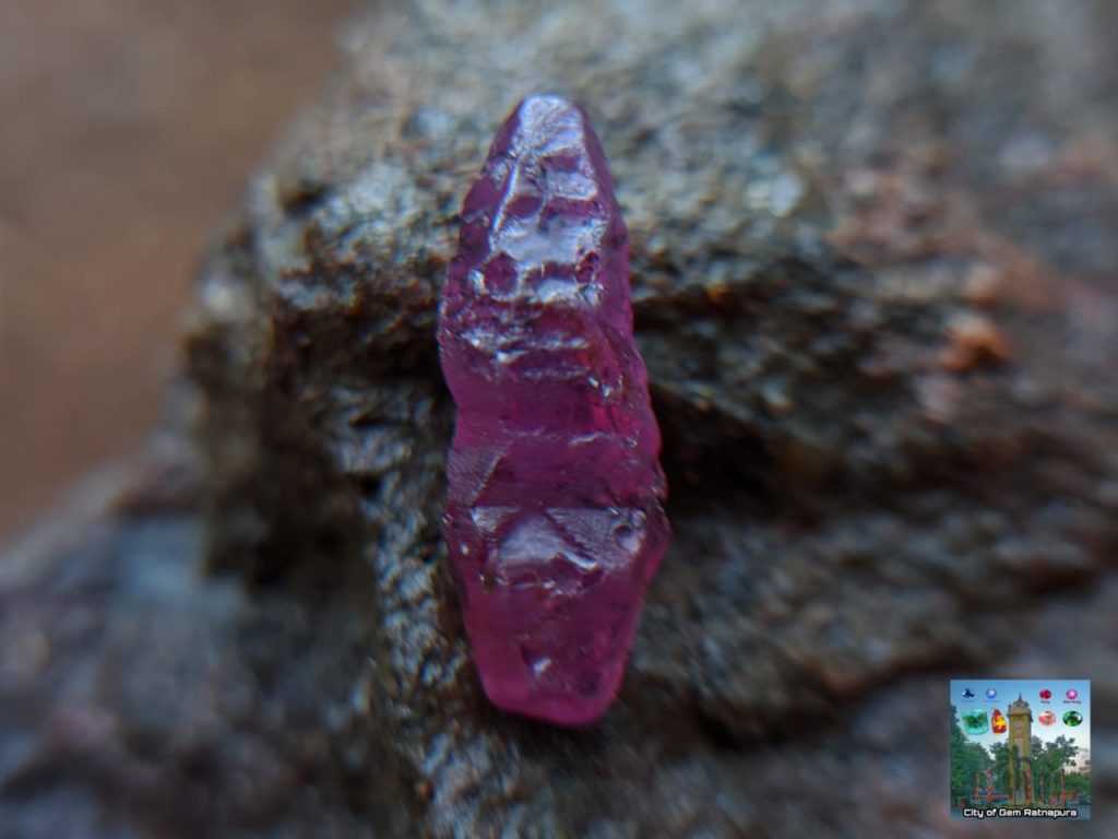 CEYLON NATURAL RARE RUBY CRYSTAL "SRI LANKAN RUBY"