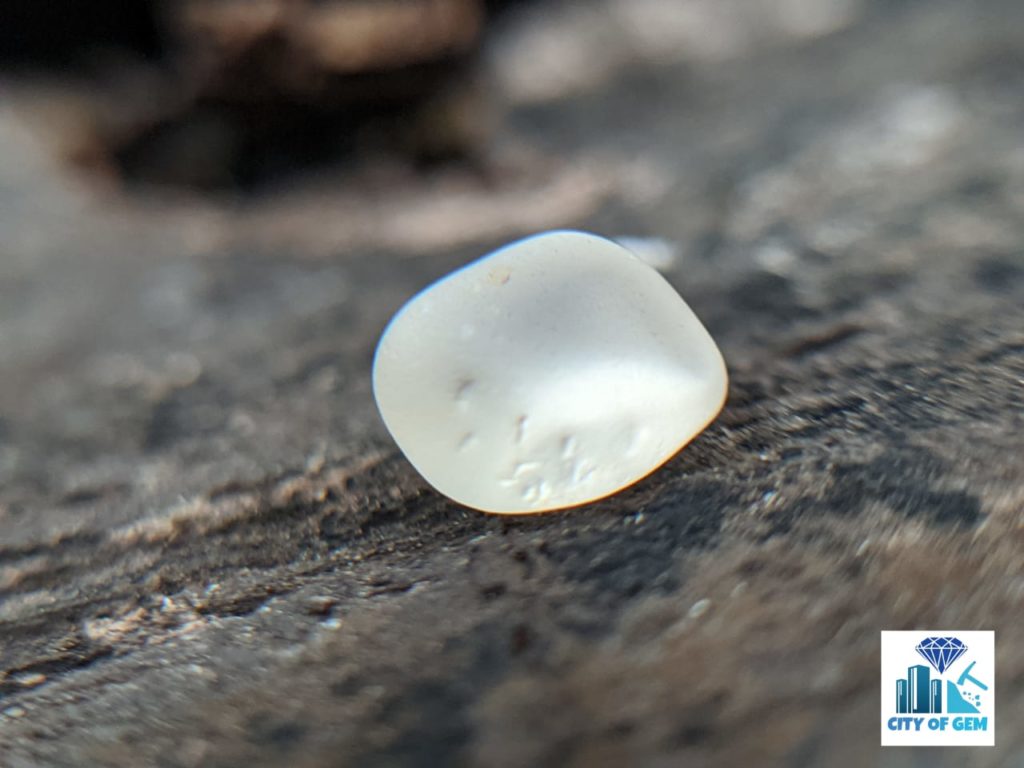 Natural White Sapphire Rough Gemstone ( Colourless Sapphire - Pure White ) -