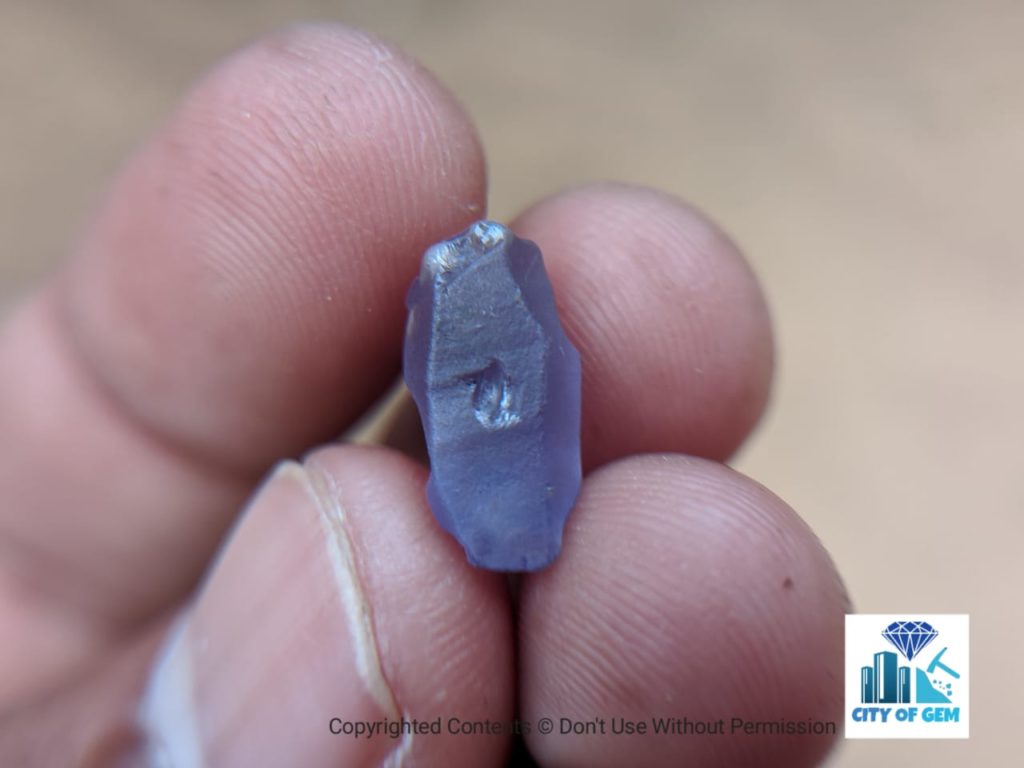 Ceylon Natural Colour Shifting Sapphire Crystal
