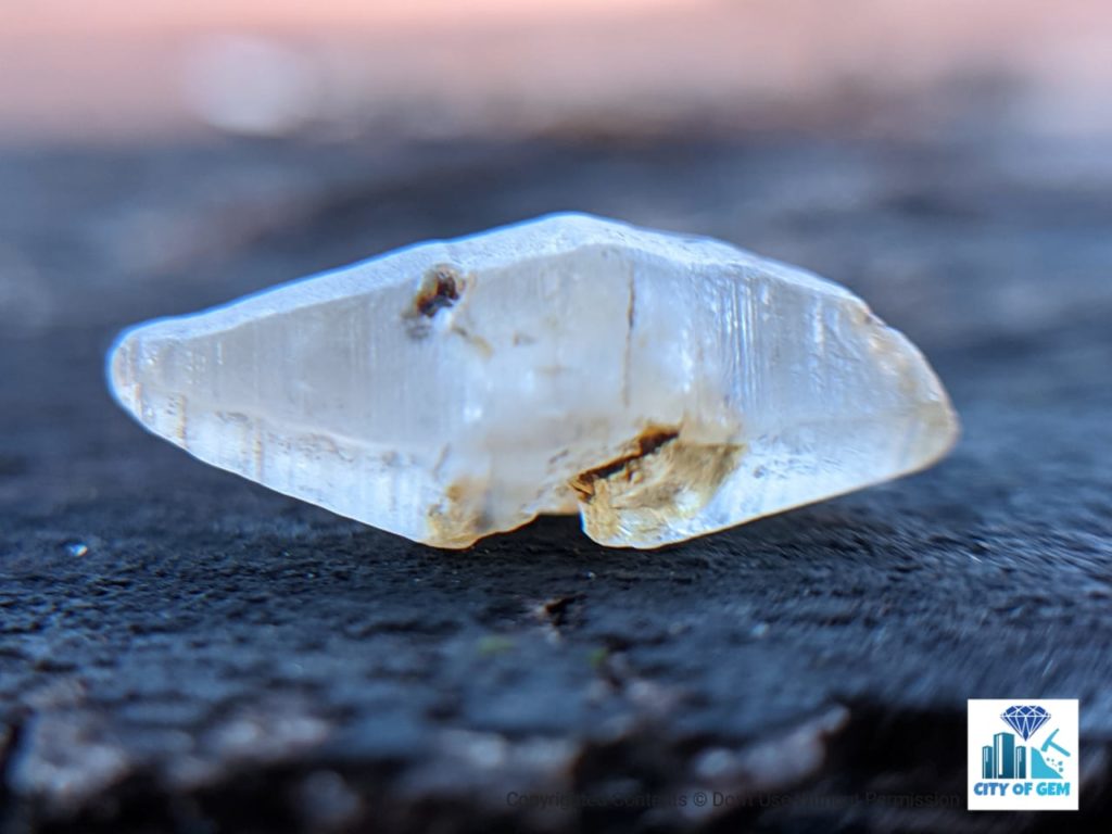 Ceylon Natural Colourless Sapphire Crystal ( Rough Glass Body ) -