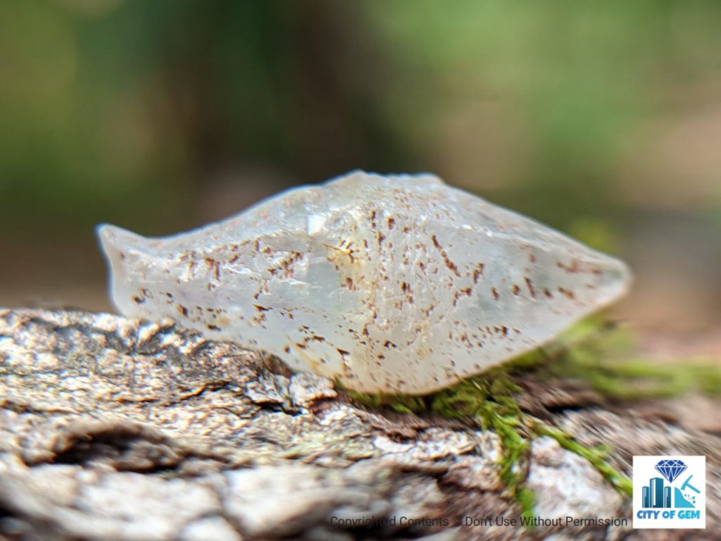Ceylon Natural "geuda" Heating Sapphire Crystal