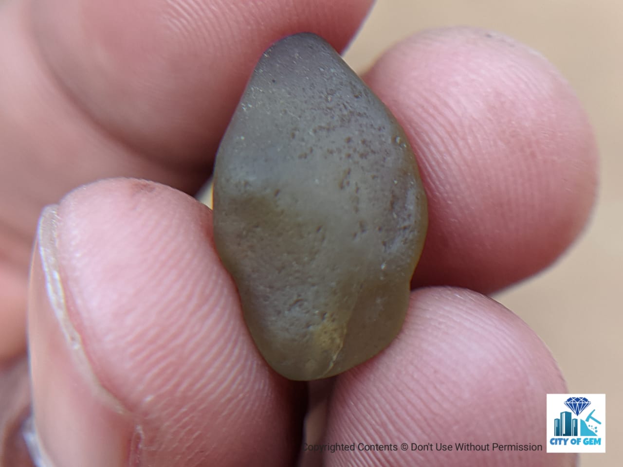 Ceylon Natural Green Sinhalite Rough Gemstones