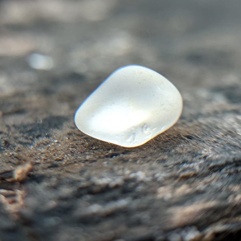 Natural White Sapphire Rough Gemstone ( Colourless Sapphire - Pure ...