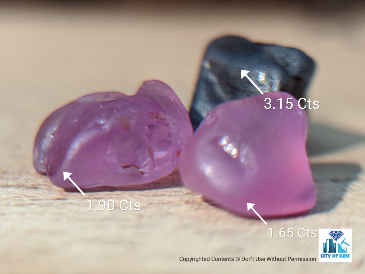 NATURAL HEATING SAPPHIRE ROUGH GEMSTONES ( Rathu Geuda ) -