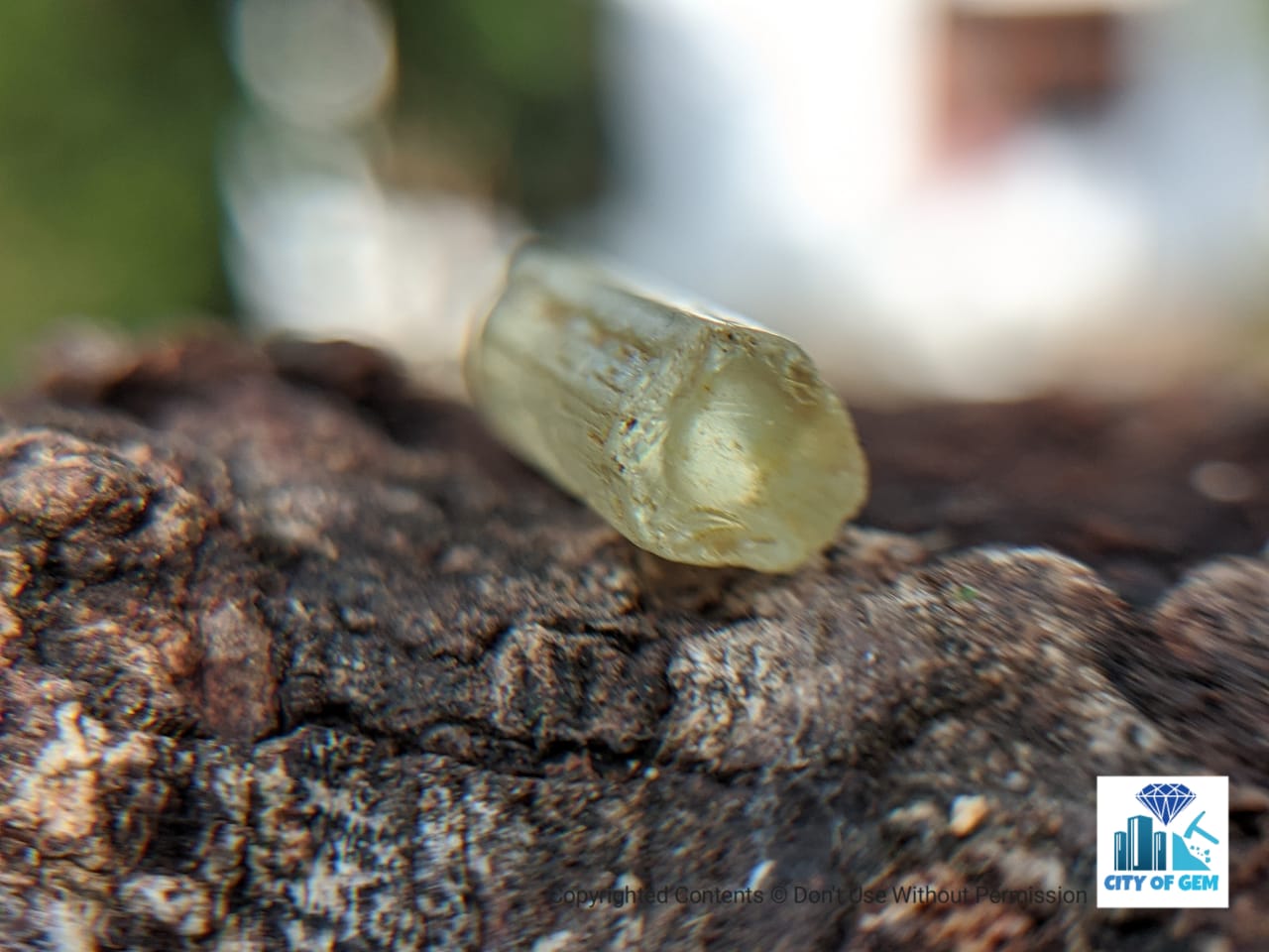 Ceylon Natural Beryl Crystal