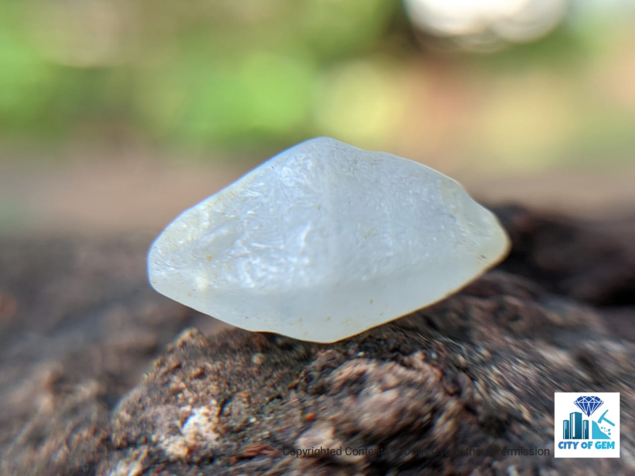 Ceylon Natural Heating Sapphire " Geuda" Crystal Couple