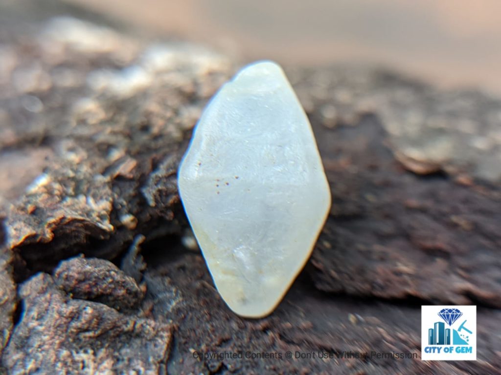 Ceylon Natural Heating Sapphire " Geuda" Crystal Couple