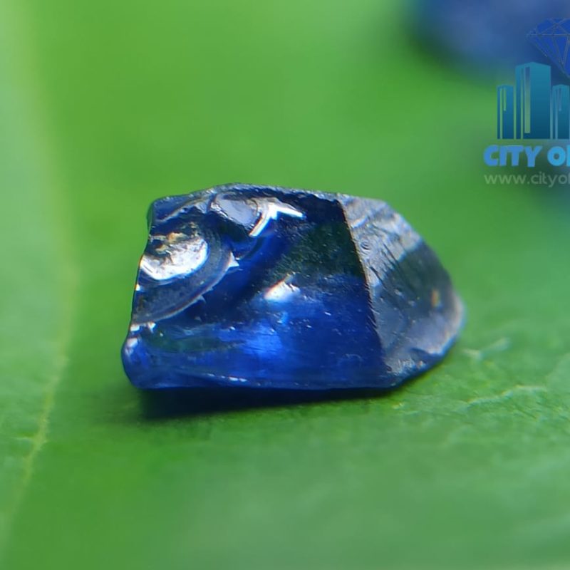 Best Quality Natural Royal Blue Sapphire Rough Gemstones from Famous ...
