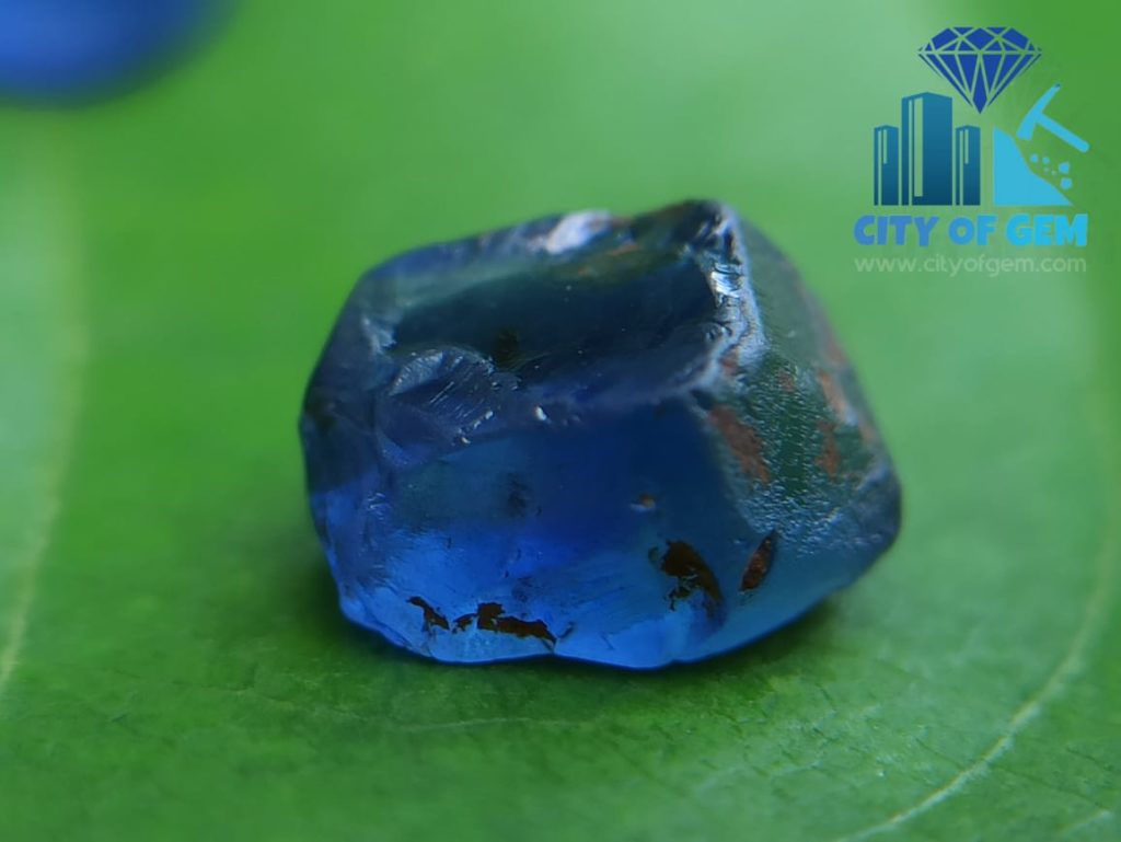 Best Quality Natural Royal Blue Sapphire Rough Gemstones from Famous ...