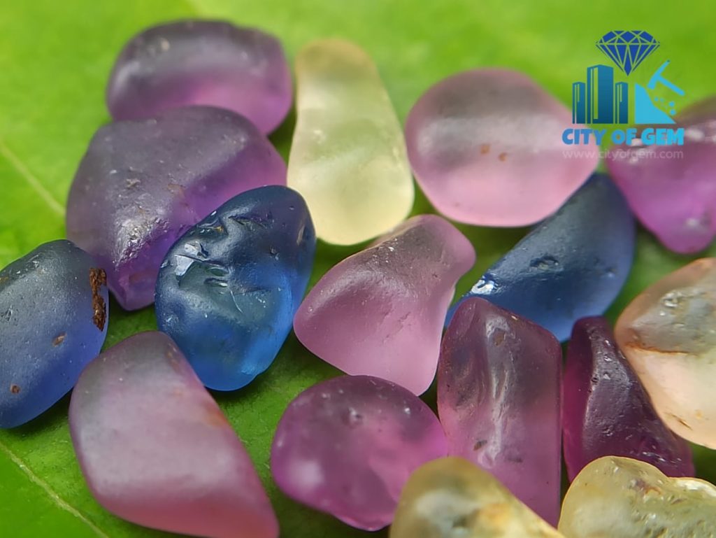 Ceylon Natural Sapphire Rough Alluvial Gemstones