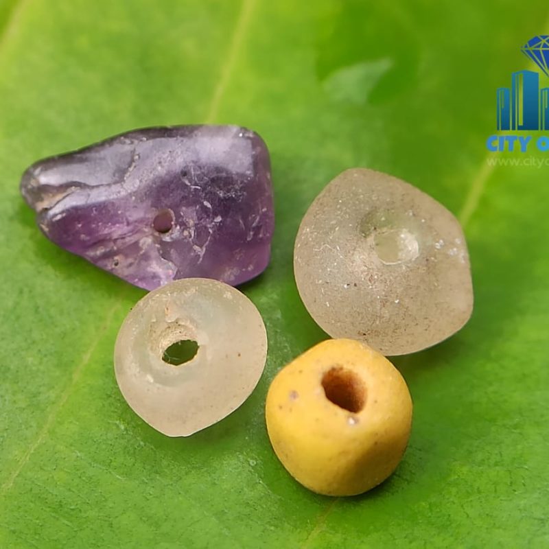 Ancient Necklace Beads from Sri Lanka "mukkaru stones"