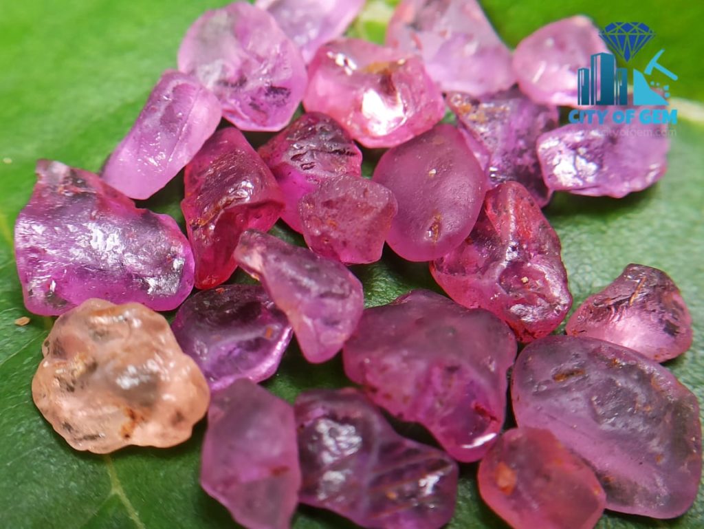 Facet Grade Natural Sapphire Rough Gemstones Collection