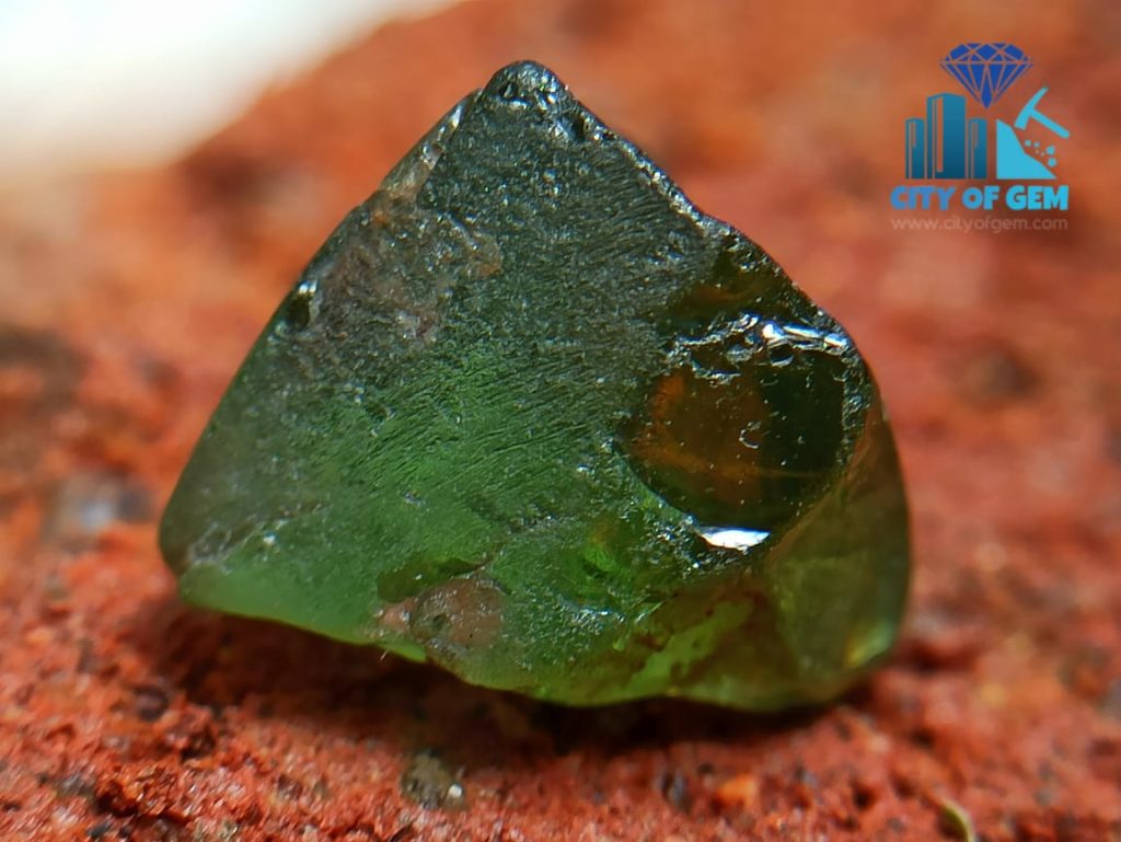 CEYLON NATURAL GREEN ZIRCON FACET GRADE ROUGH COLLECTION