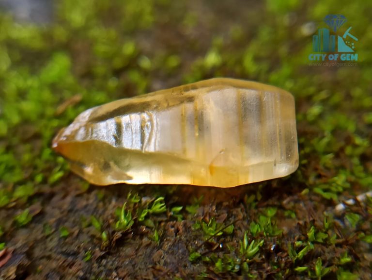 Ceylon Natural Yellow Sapphire Excellent Transparent Crystal Couple