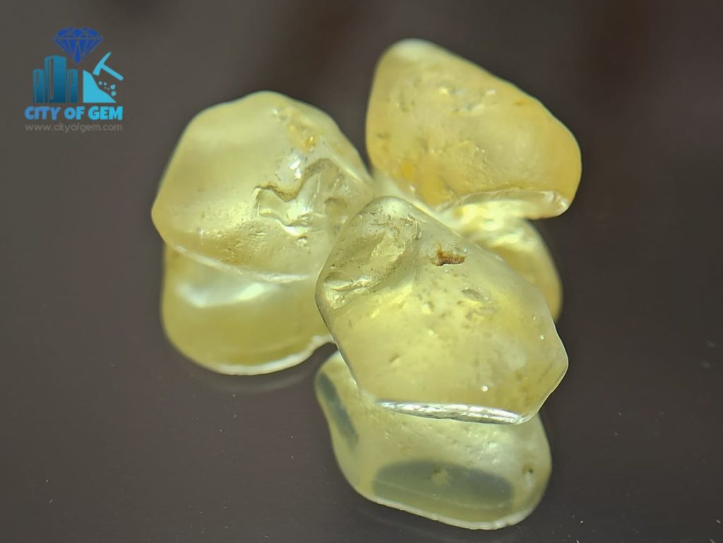 Facet Grade High Quality Natural Yellow Sapphires Rough