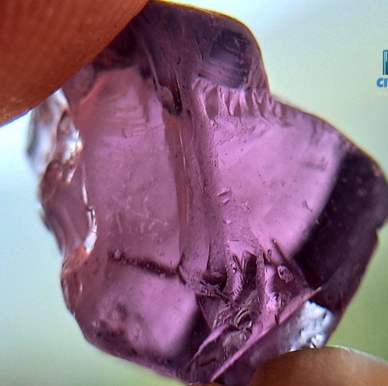 Facet Grade Natural Spinel High Quality Rough Stone from Sri Lanka
