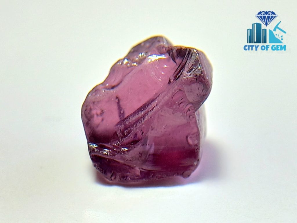 Facet Grade Natural Spinel High Quality Rough Stone from Sri Lanka