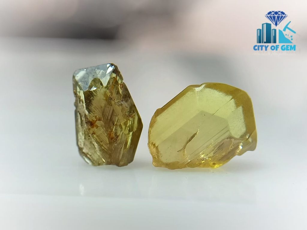 Rare Natural Chrysoberyl Crystal Couple with Naturally Occurred Growth ...
