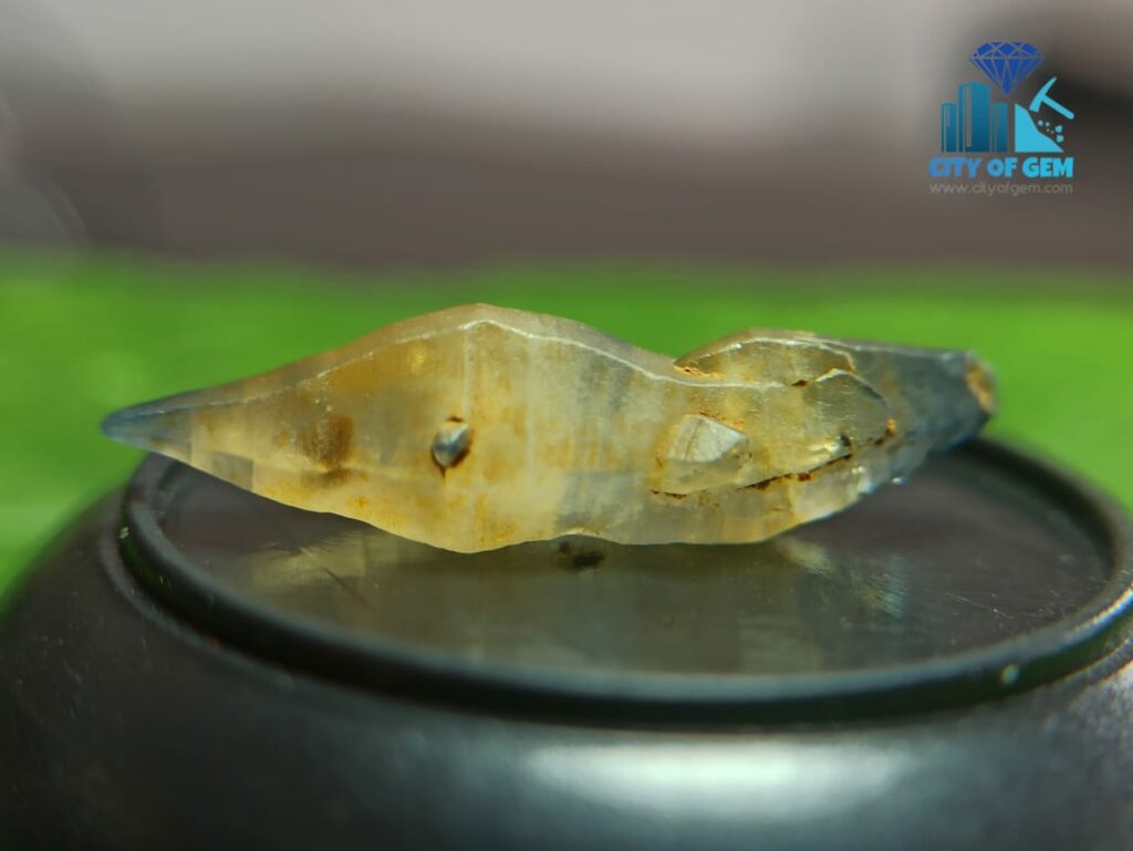 Ceylon Natural Bi-color Sapphire Complete Crystal - Wedding Stone ...