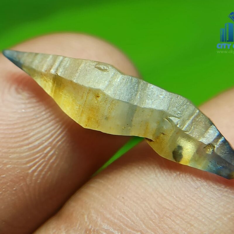 Ceylon Natural Bi-color Sapphire Complete Crystal - Wedding Stone ...