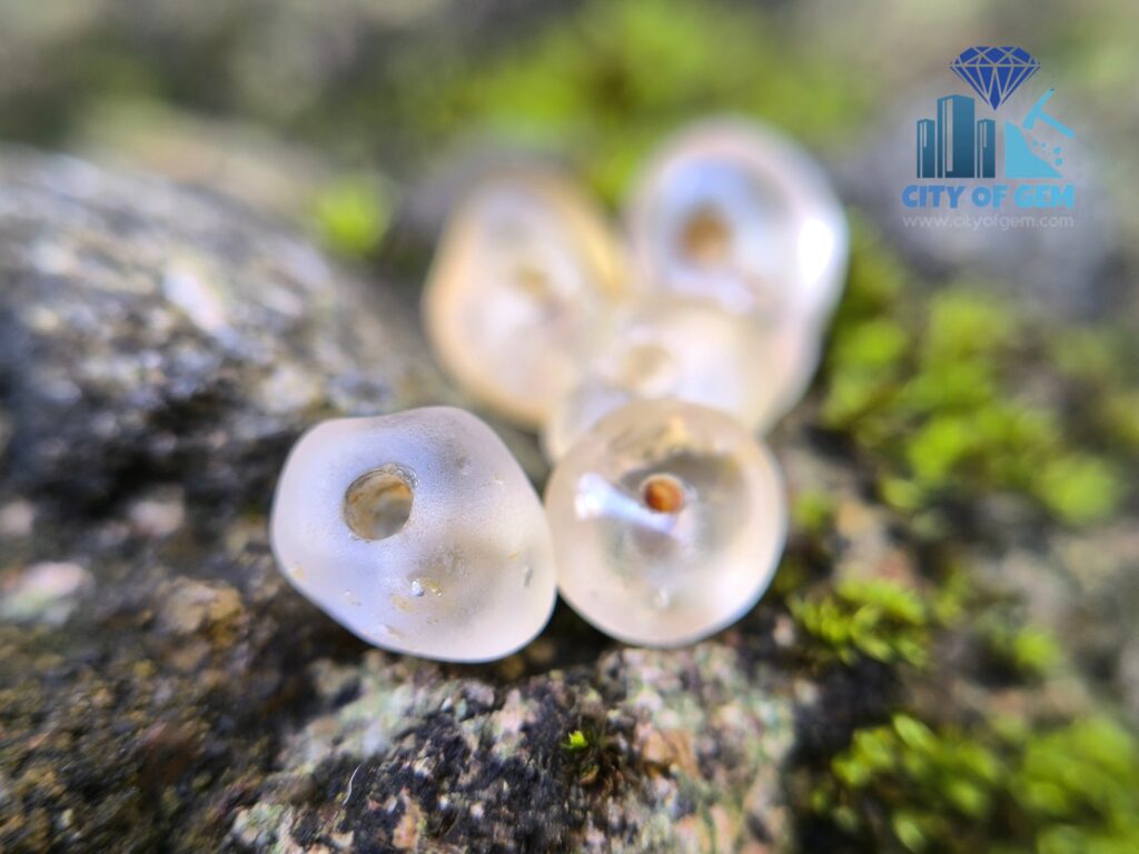 Ancient Natural Sapphire Mukkaru Bead from Ancient Galpaya Village