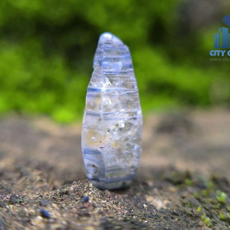 Ceylon Natural Bi-color Sapphire Complete Crystal